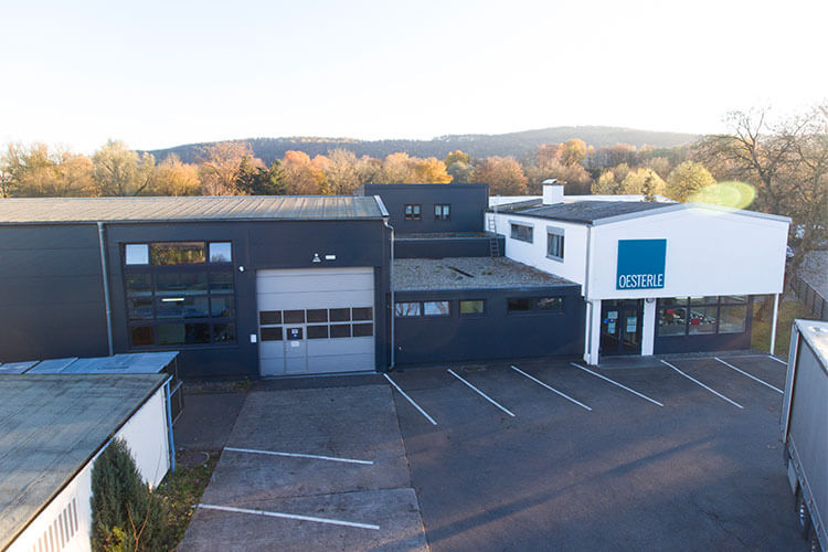 ÜBER UNS - OESTERLE